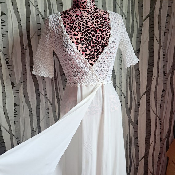 French 1970s white boho negligee robe with short slee… - Gem