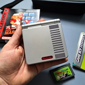 Vintage 2002 Gameboy Advance SP Handheld Console With Case, Charger and ...