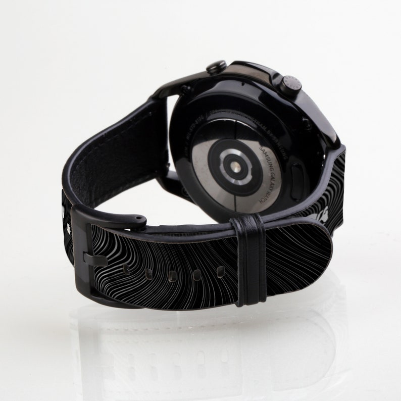 Mudhorn + Mythosaur Beskar Band for Traditional & Smartwatches ...