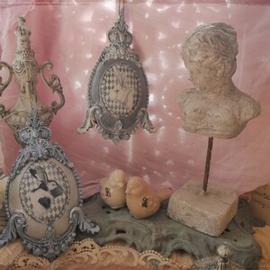 Black and White Victorian Style Rabbit Hanging Decor, Vintage Style ...