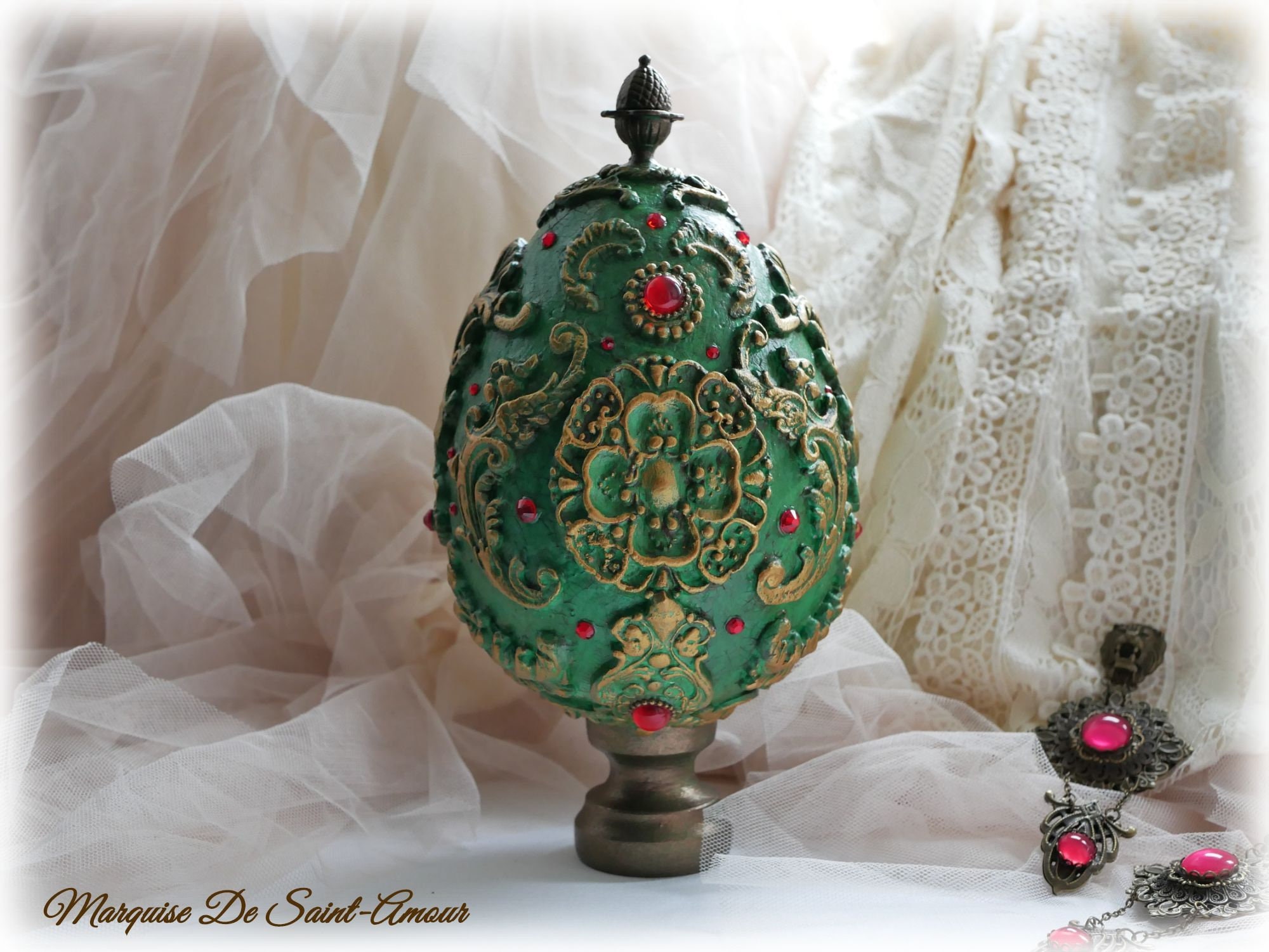 Baroque Decoration Egg in Red and Gold Emerald Green Color, Baroque ...