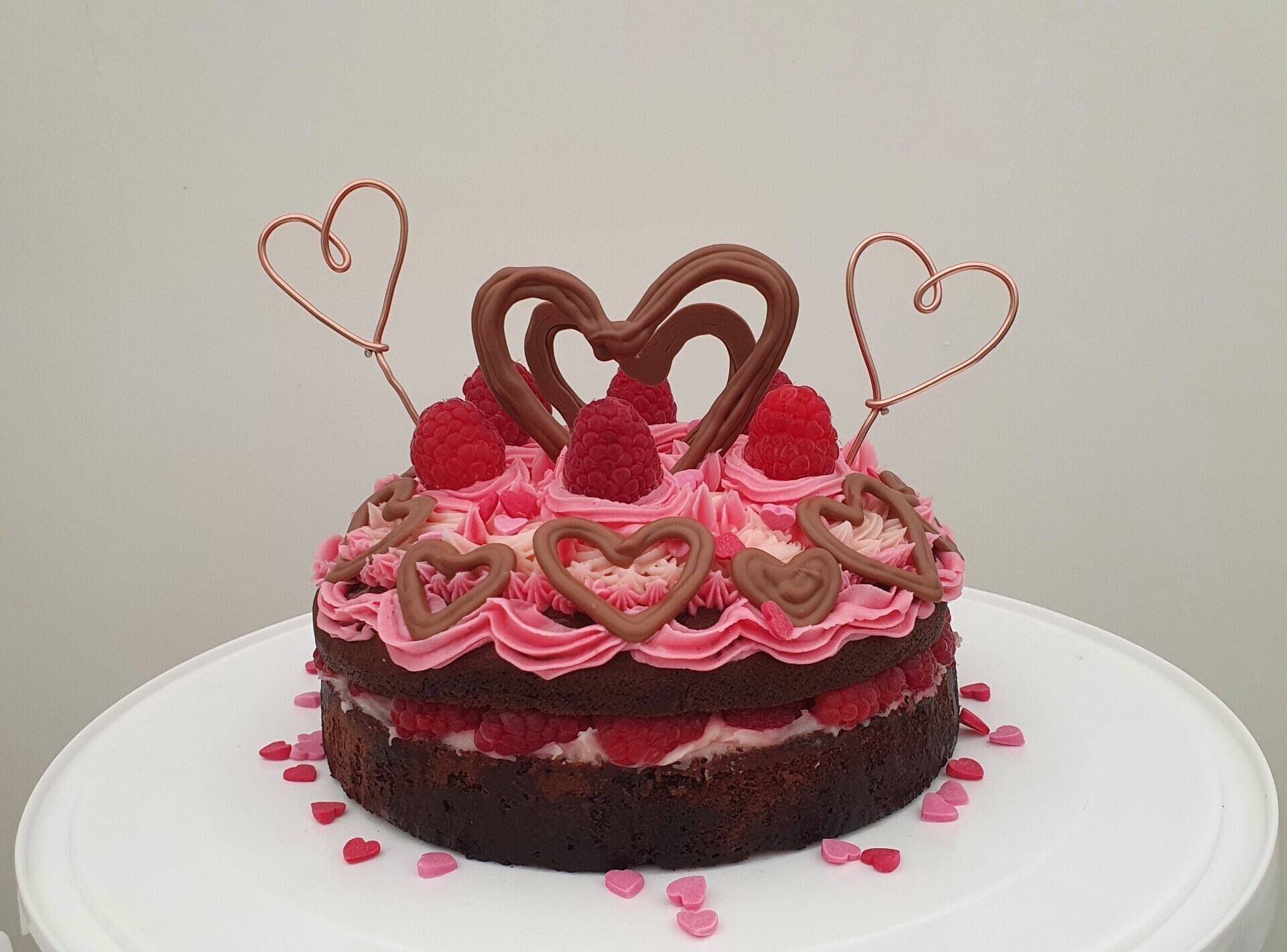 Mini Hearts Wire Toppers for Cupcakes, Valentines, Reusable Custom Cake ...