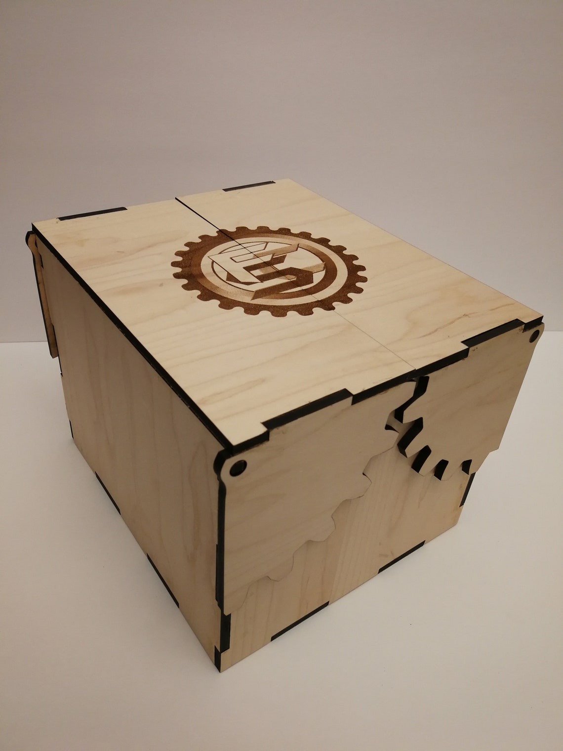 Xl Gear Box SVG Ai Laser Cut Files INSTANT DOWNLOAD - Etsy Canada