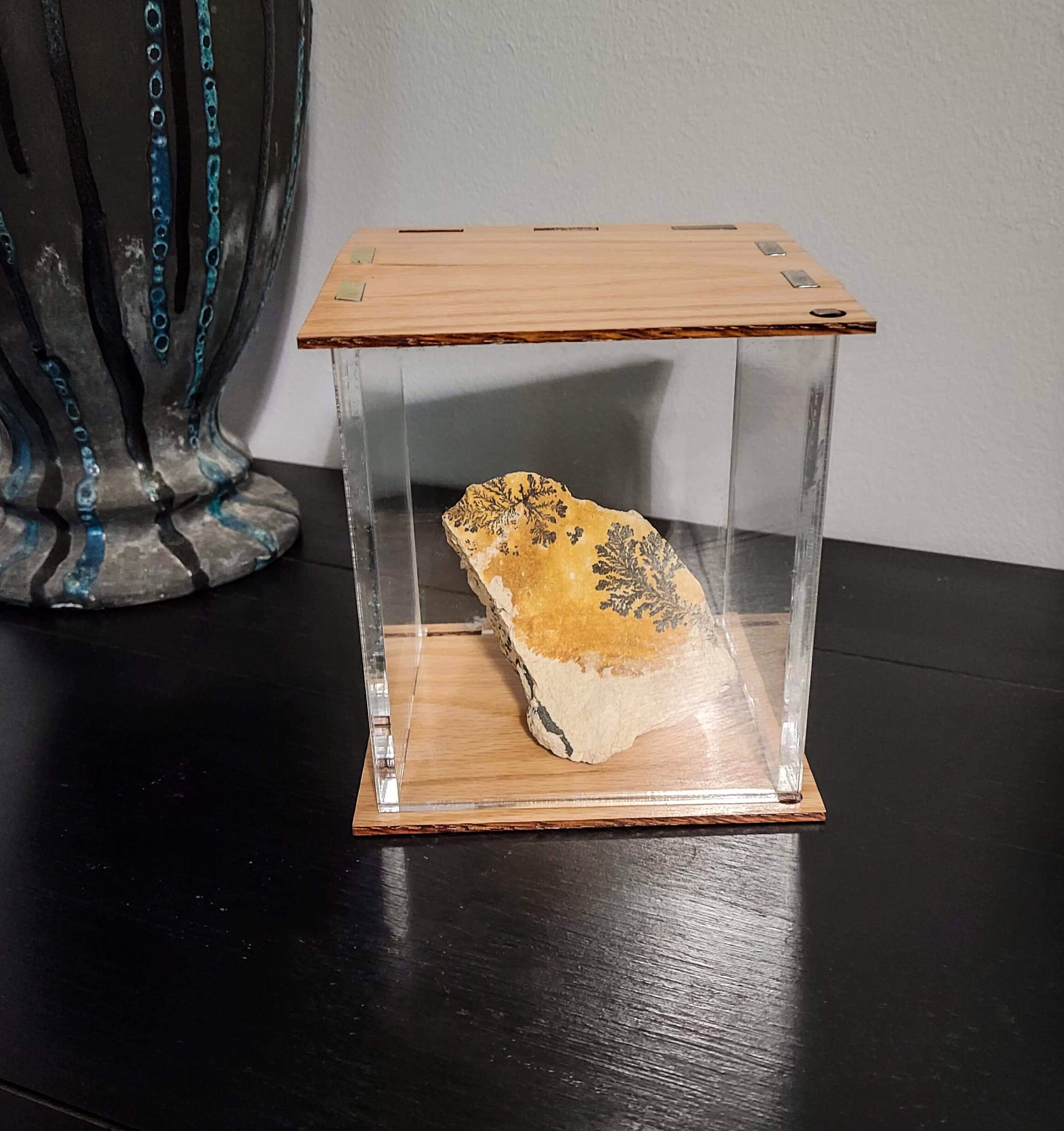 Medium Acrylic Display Case SVG Ai Laser Cut Files - Etsy