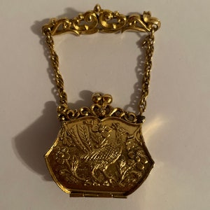 Vintage Lisner 1950s Purse Locket Brooch Kiss Clasp Closing Dangling ...