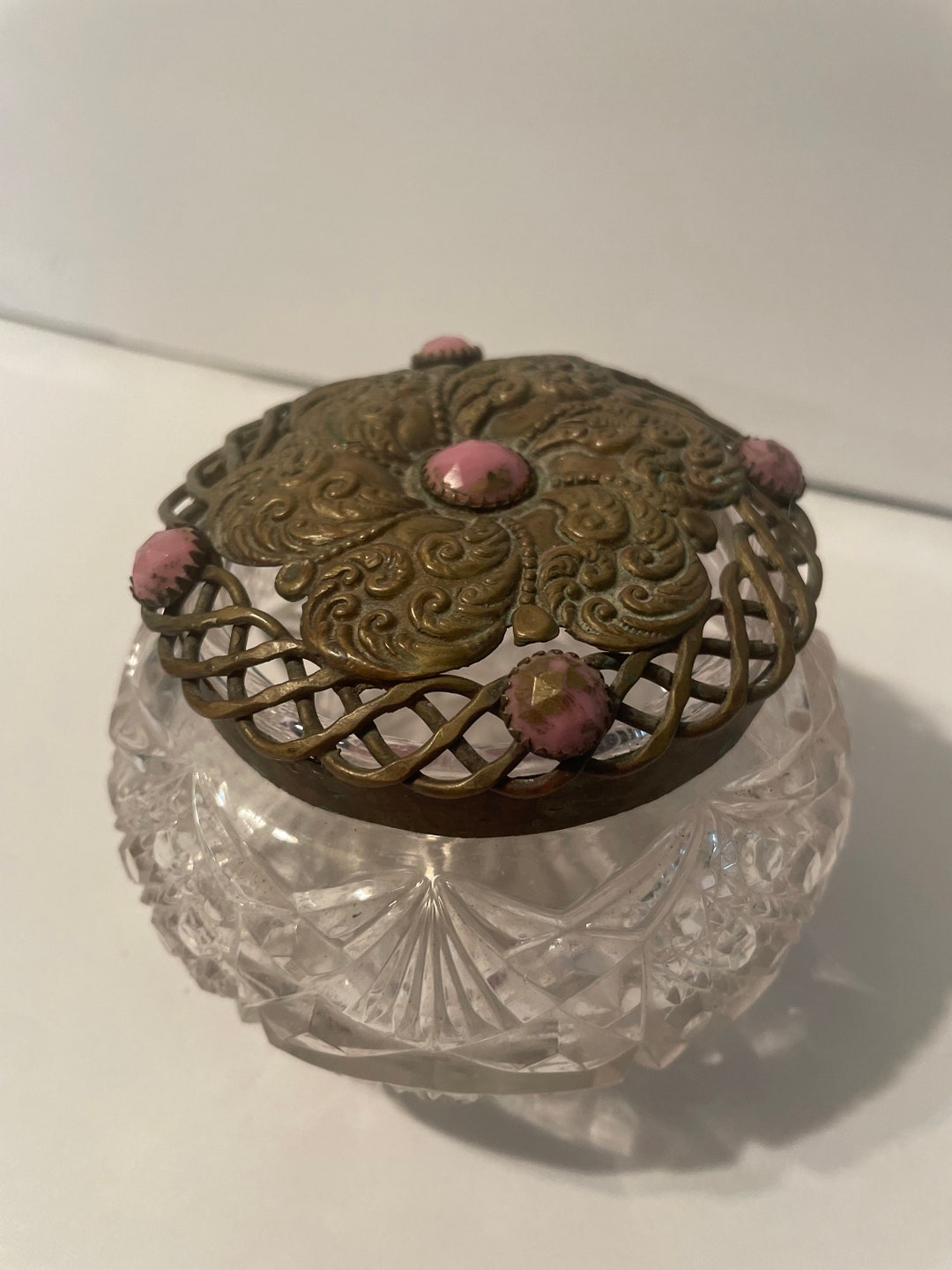 Anitique Filigree Cut Glass Vanity Jar Grandmas Powder Jar Grannycore ...