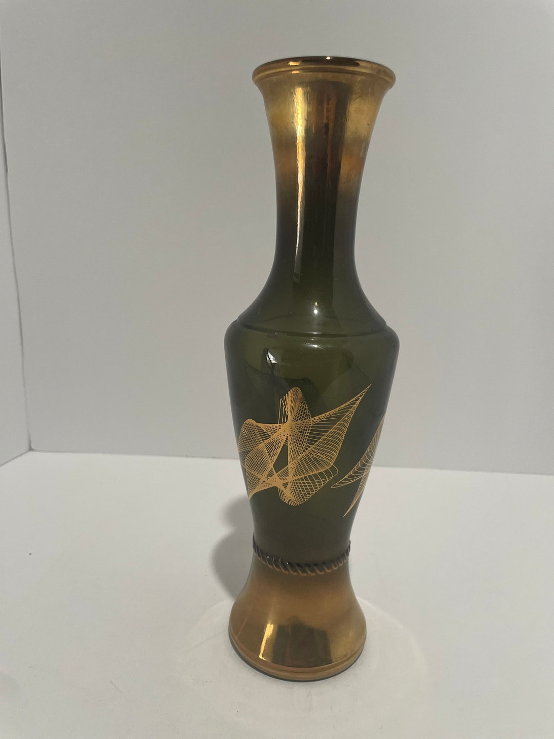 Vintage 11 Inch Wheaton Ware Green With Gold Glass Vase With String Art ...