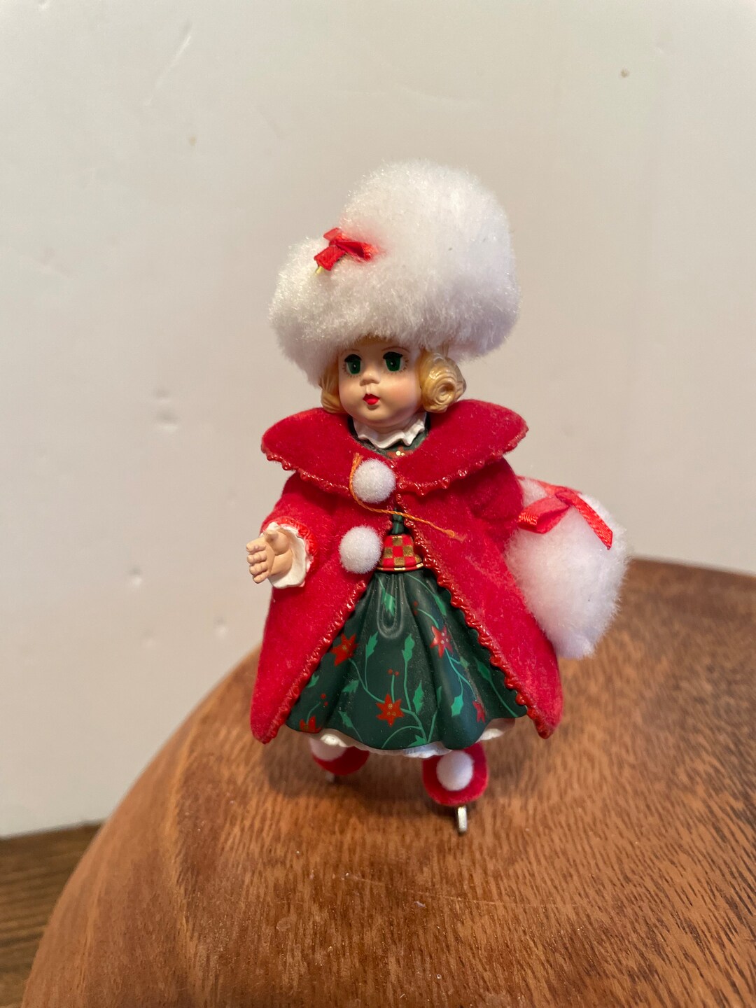 2000 Hallmark Keepsake Madame Alexander Hallmark Ornament Festive ...