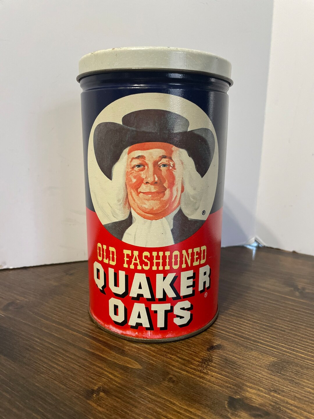 1982 Old Fashioned Quaker Oats Metal Tin, 1982 Famous Oatmeal Cookie ...
