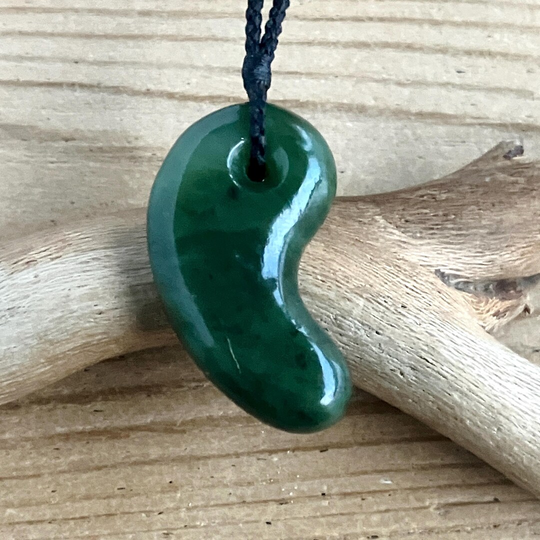 Japanese Magatama Korean Gogok Pendant in Canadian Nephrite Jade 41 Mm ...