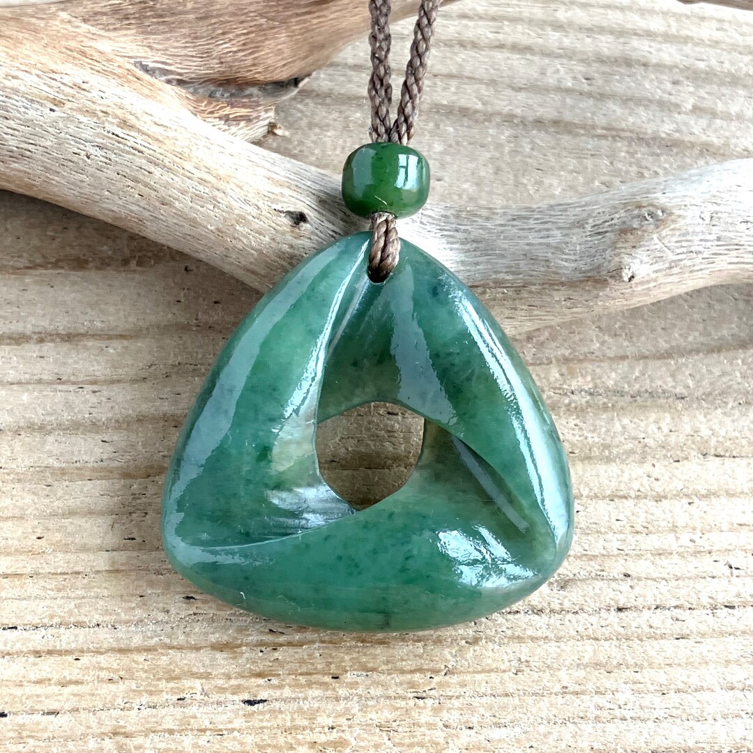 Wyoming Apple Jade Triple Mobius Pendant / Necklace WYO1306P - Etsy