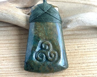 New Zealand Obay Stone Golden Bay Stone Toki Adze Pendant Necklace 46 ...