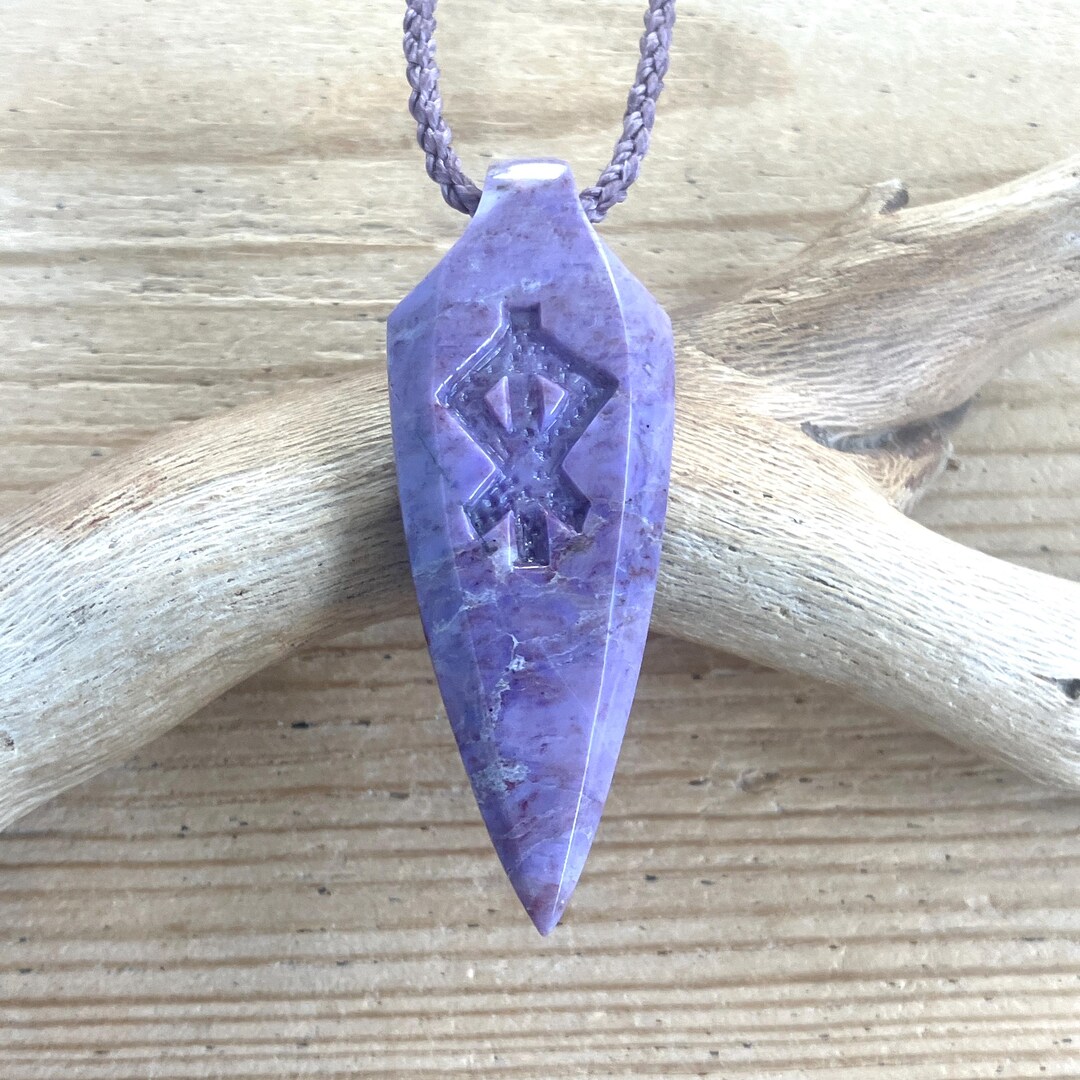Small Turkish Lavender Jade Bind Rune Arrowhead Pendant Necklace 52 Mm ...