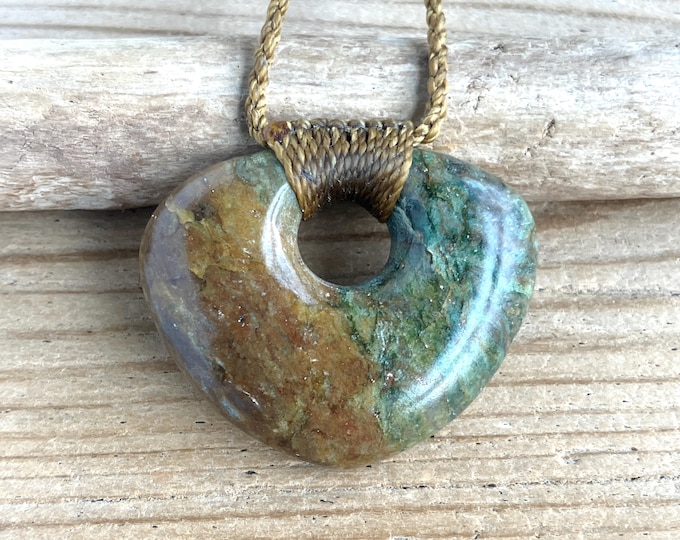 New Zealand Obay Stone Golden Bay Stone Disc Styled Circle of Life Pendant Necklace 45 Mm O4787P ...