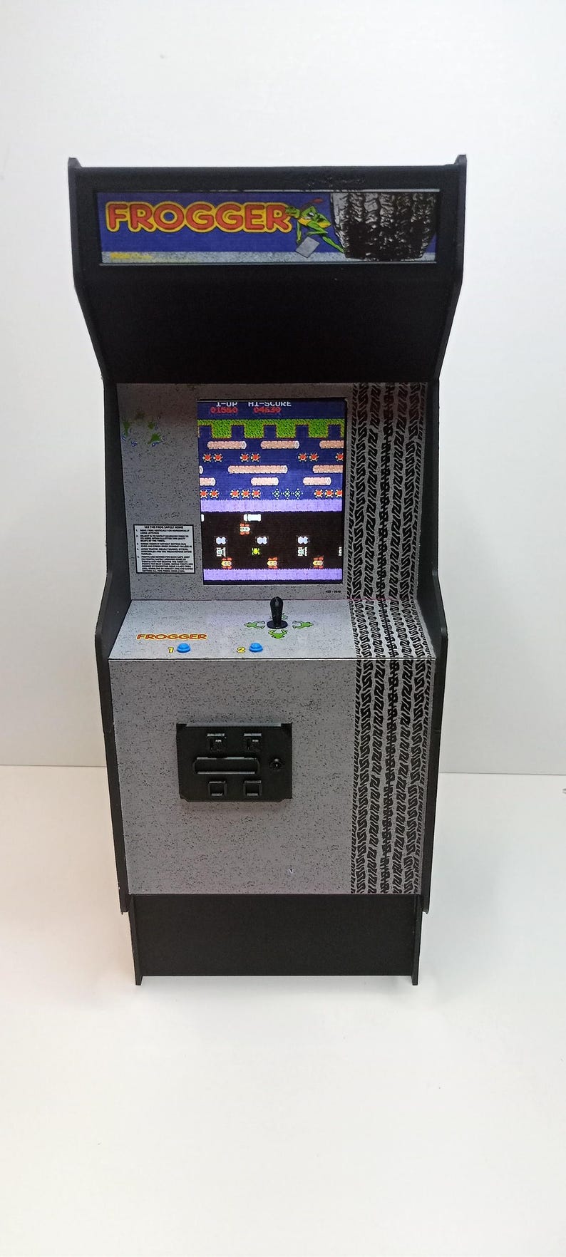 FROGGER 1/6 Scale Mini Arcade Cabinet WITH LIGHT - Etsy