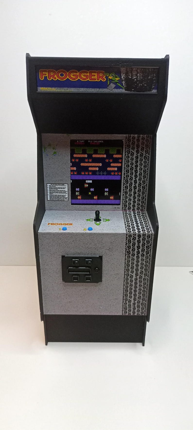 FROGGER 1/6 Scale Mini Arcade Cabinet WITH LIGHT - Etsy