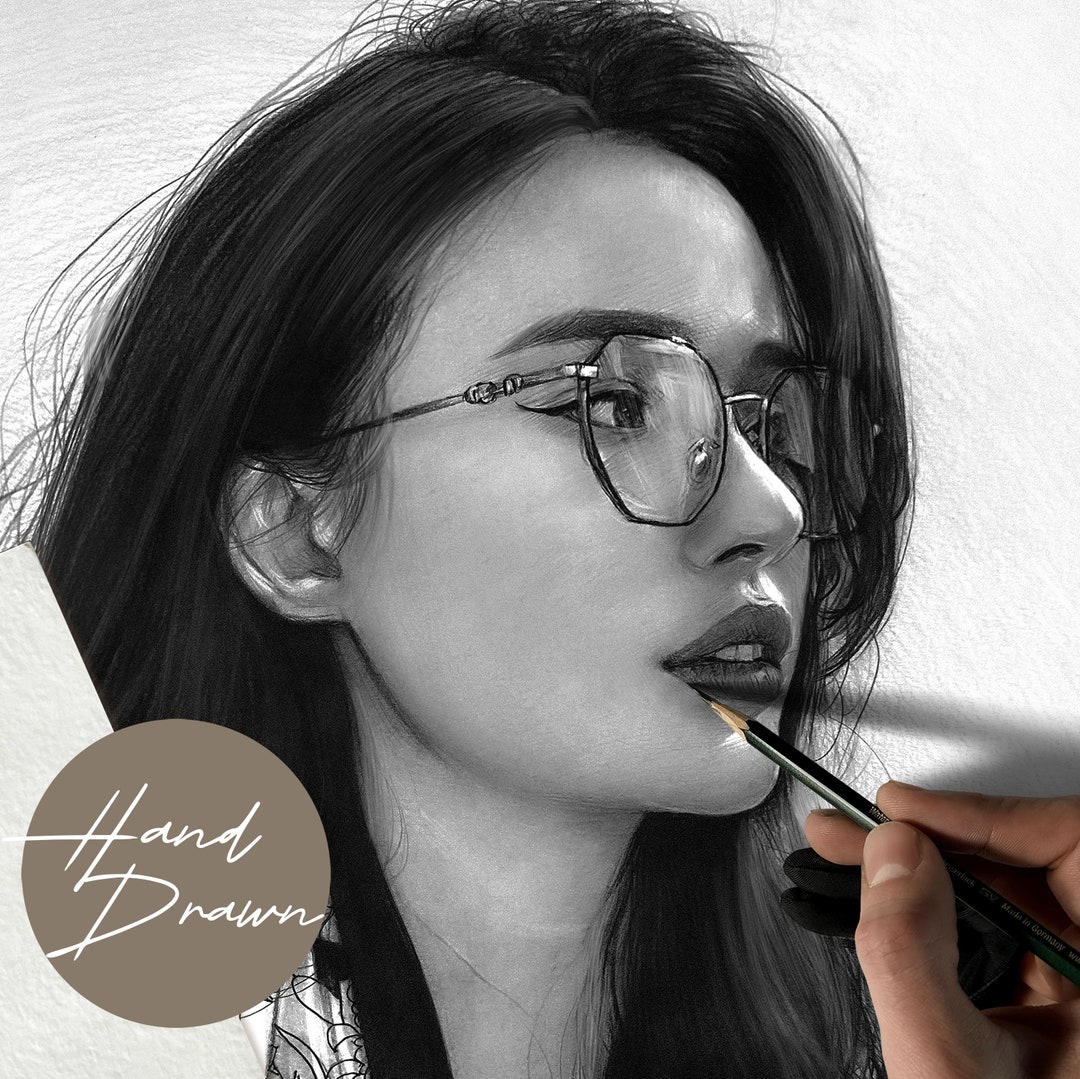 Custom Graphite Pencil Portrait: Hand-drawn Woman Art Keepsake - Etsy