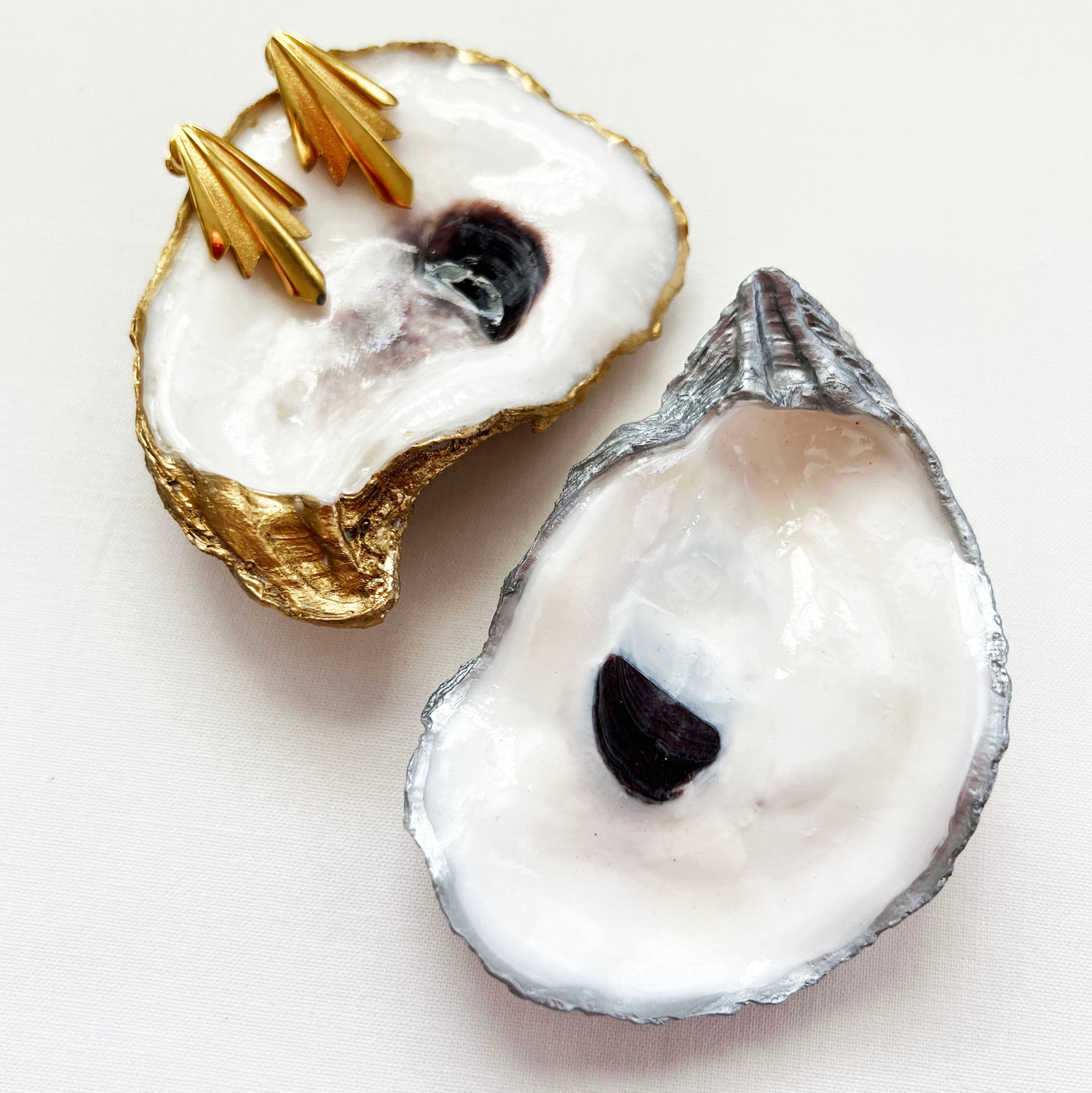 Super Glossy Natural Decorative Oyster Shell Gold + Silver Edge Finish ...