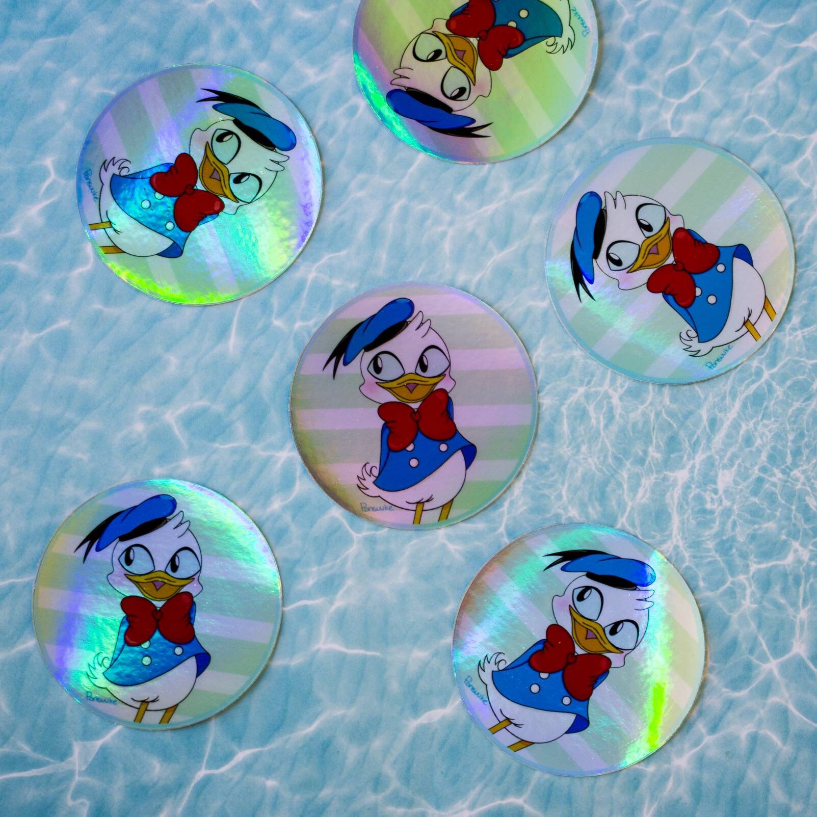 Holographic Donald Duck Vinyl Sticker/ Circle Sticker/ Laptop - Etsy