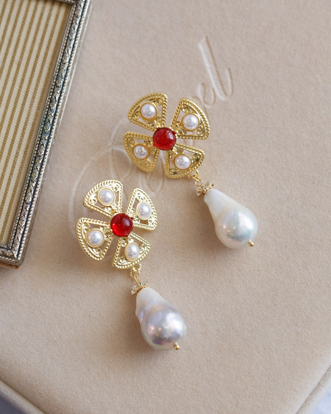 Chasina Baroque Pearl Medieval Style Earrings - Etsy