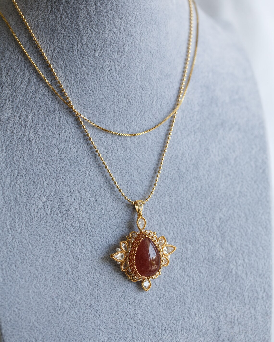 Athena Strawberry Quartz Crystal Necklace - Etsy