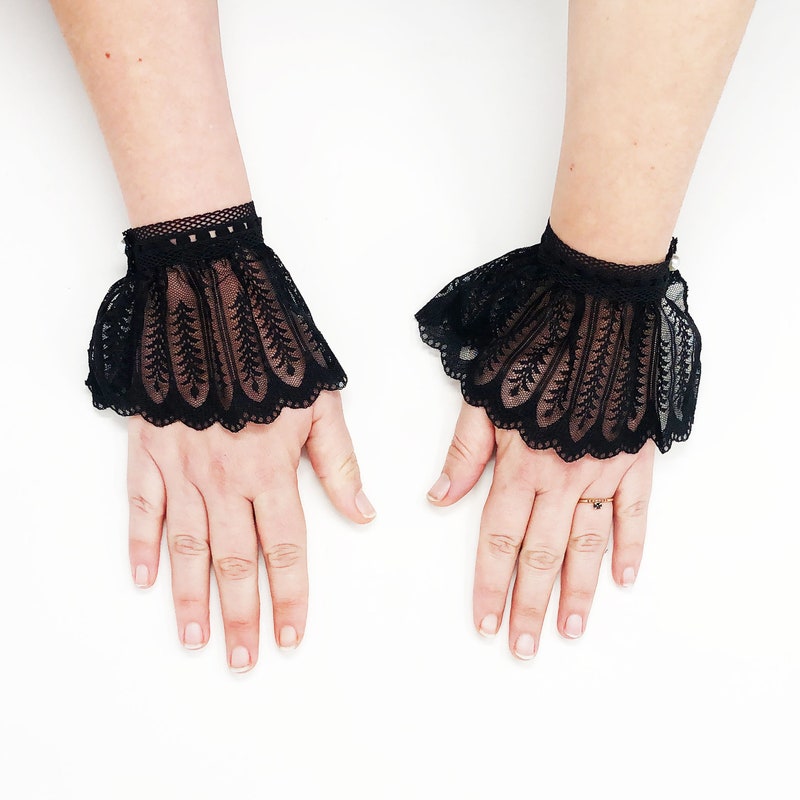 Lace Collar and Cuff - Etsy