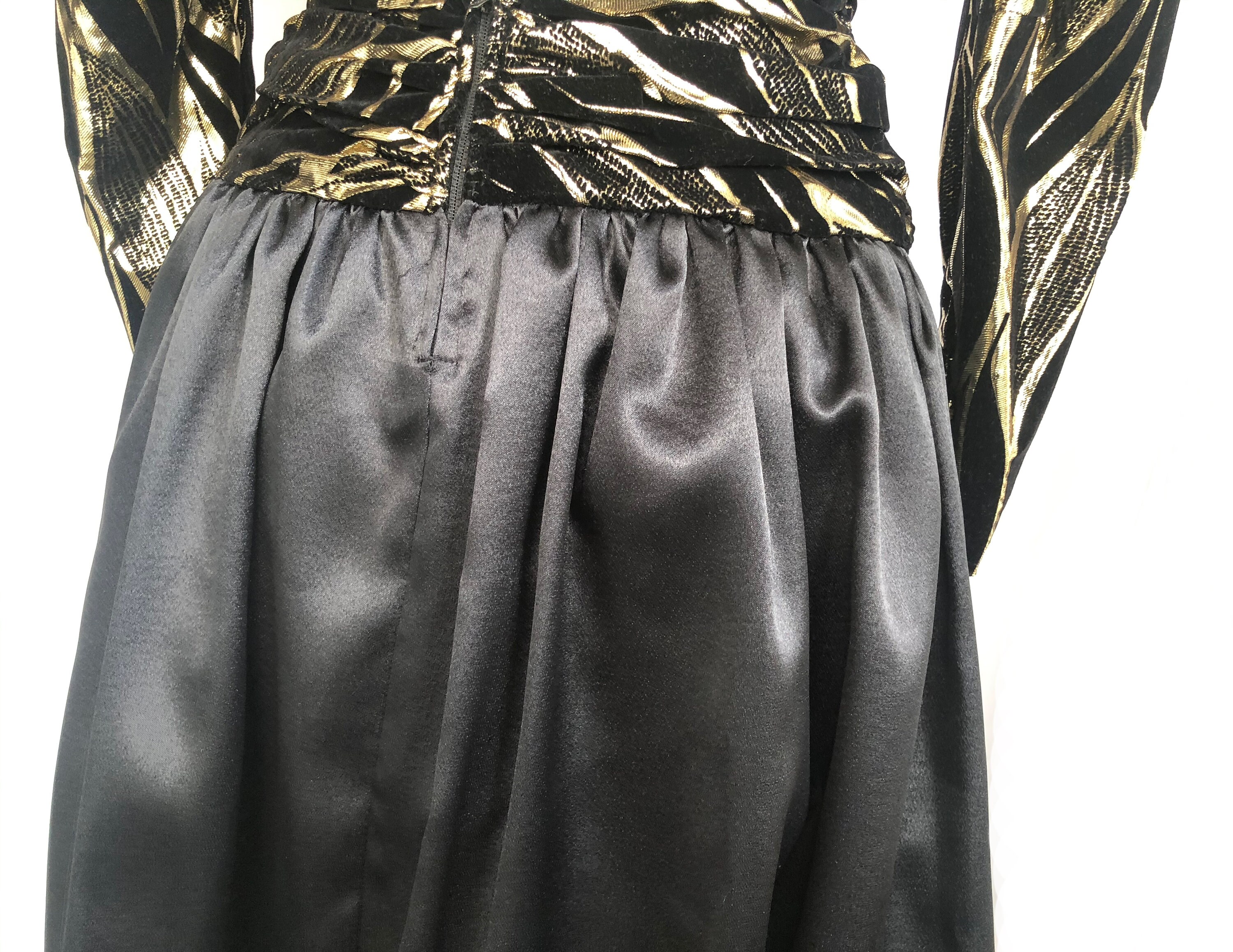 Vintage Halston III Gold Lamé Black Velvet Leaf Print With - Etsy