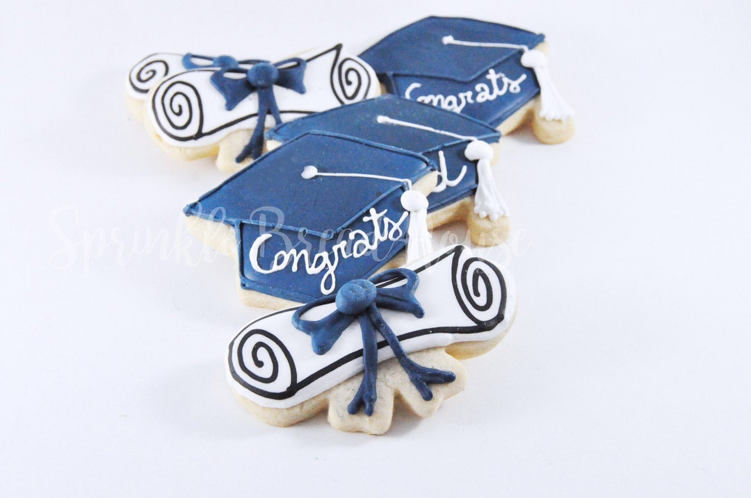 Custom Graduation Cookies - Personalized Graduation Cookies ...