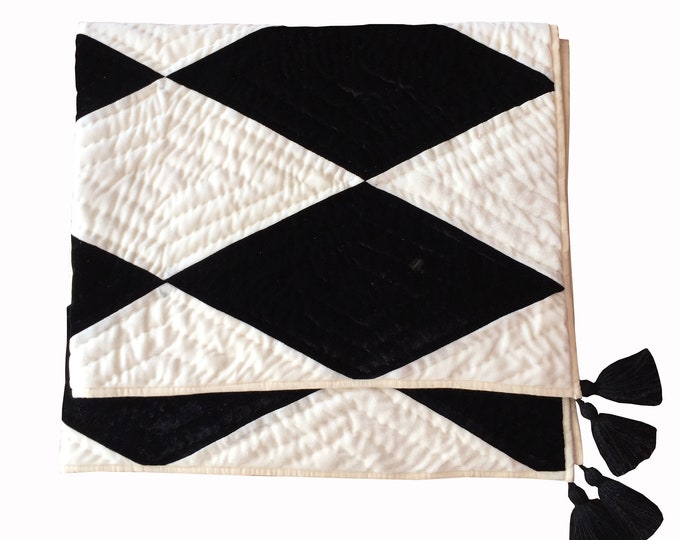 Black & Gray Handmade Patchwork Quilt - Etsy Canada