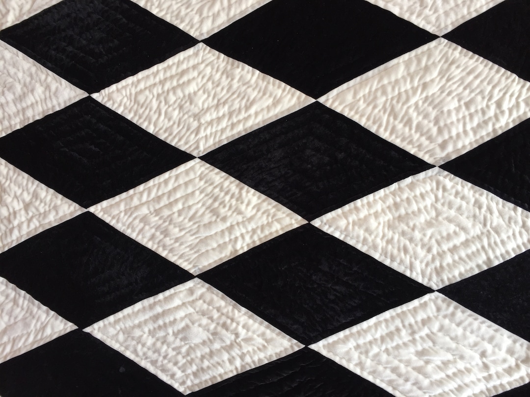 Black & White Velvet Quilt: Diamond Pattern Handmade Comforter - Etsy