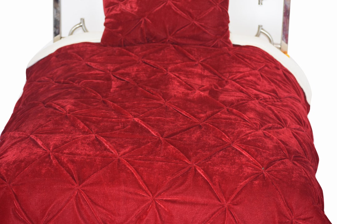 Deep Red Velvet Quilt: Hand-stitched Bedspread, Luxury Bedding - Etsy