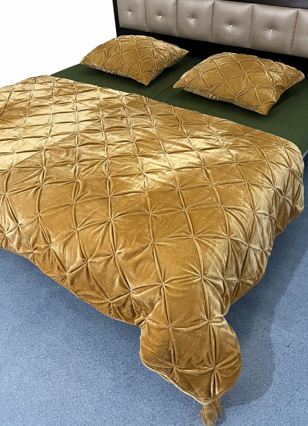 Gold Velvet Bedding Quilt Velvet Comforter Queen Quilt King Size Quilt ...