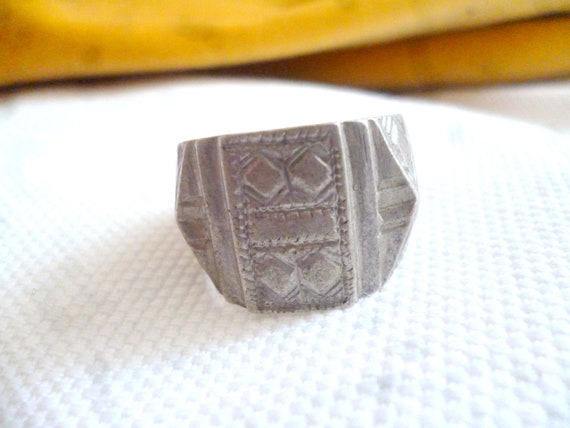 Rare vintage Berber ring. vintage ring. Tuareg ring, … - Gem