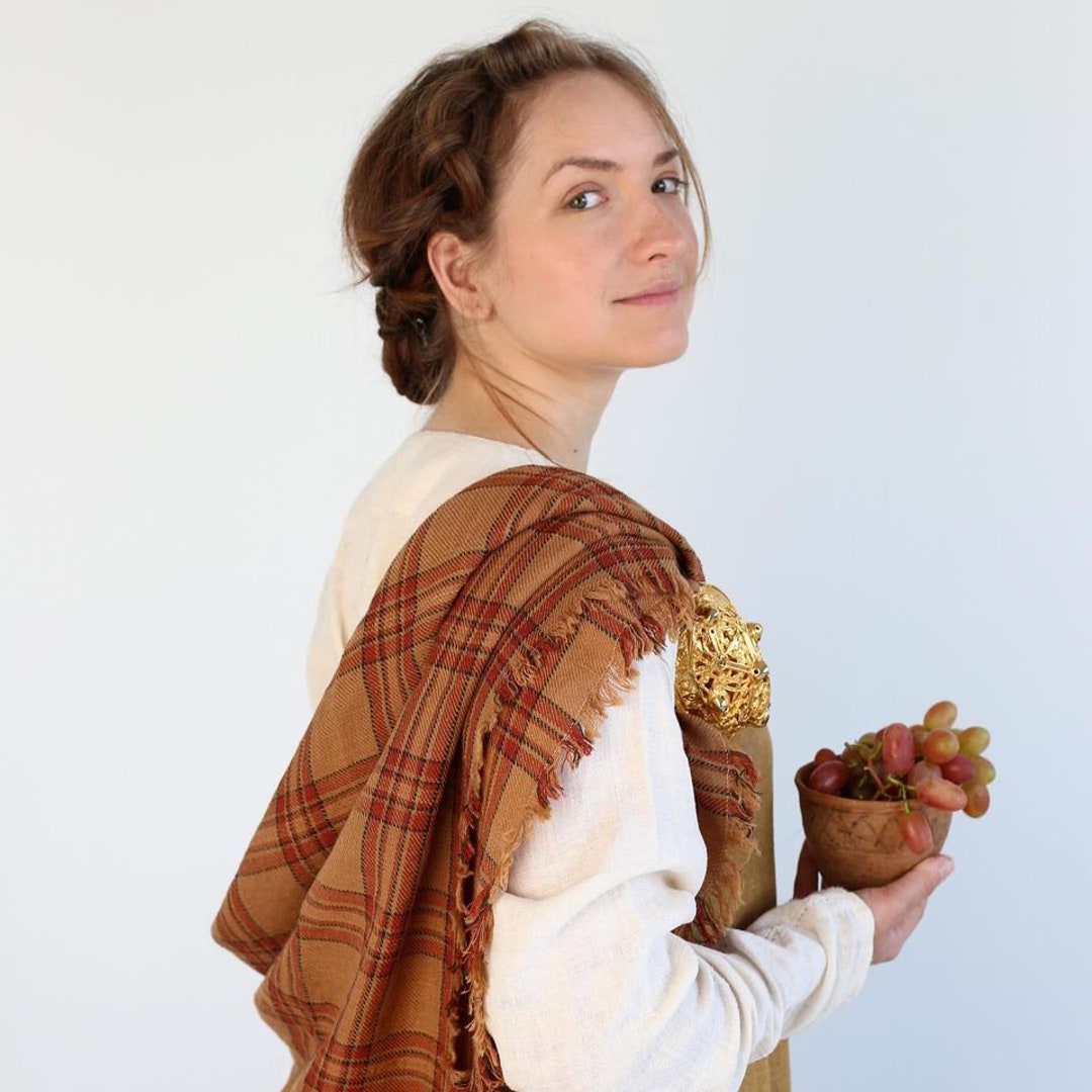 NATURAL DYED SHAWL / Cape Plaid, Viking Cape, Medieval Blanket, Viking ...