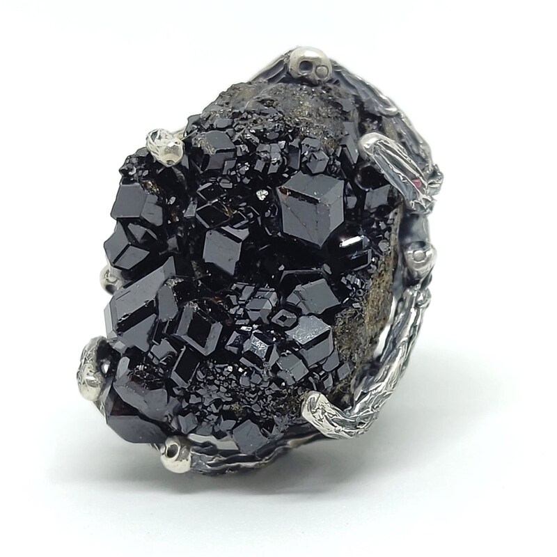 Black Garnet - Etsy