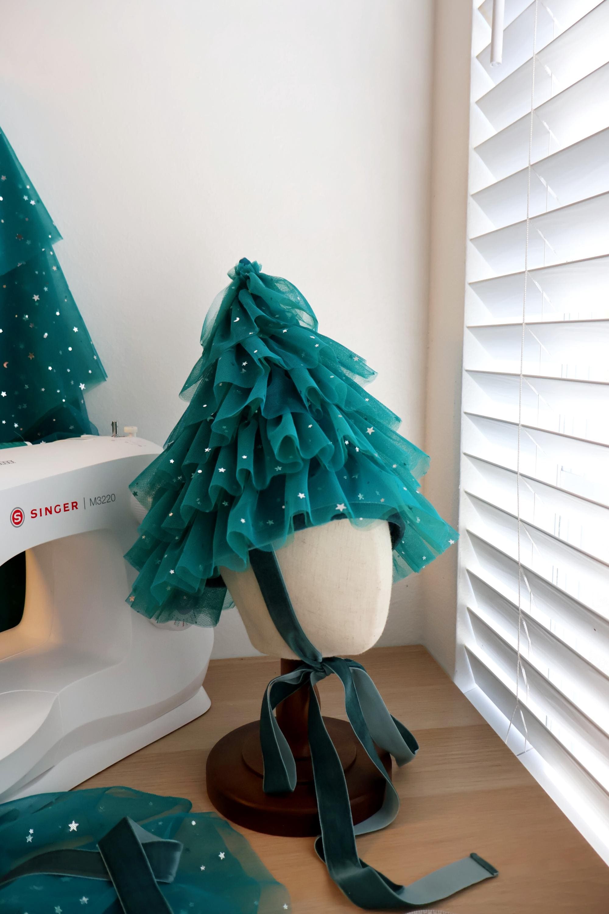 Christmas Tree Hat, Green Hat, Cape, Christmas Cape, Christmas Hat for ...