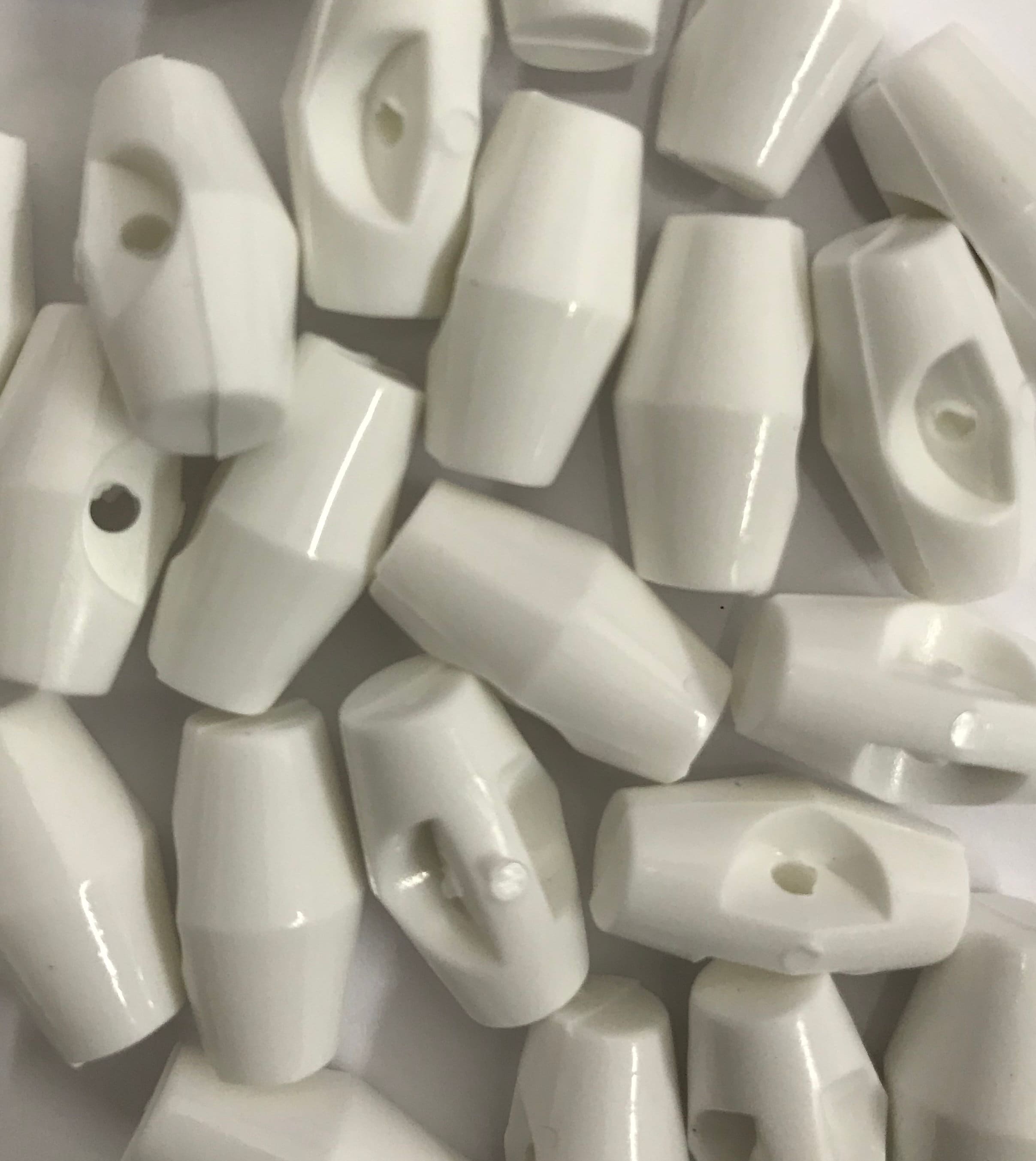 Poppy's Buttons - Baby Toggles 20mm (3/4") Pack of 10 White - Etsy UK