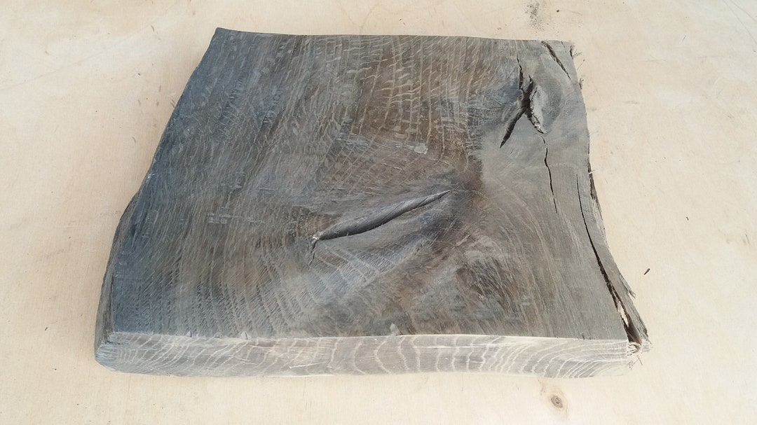 Curved Live Edge Bog Oak Board 9'' X 7'' (250mm х 170mm) - Dark Brown ...