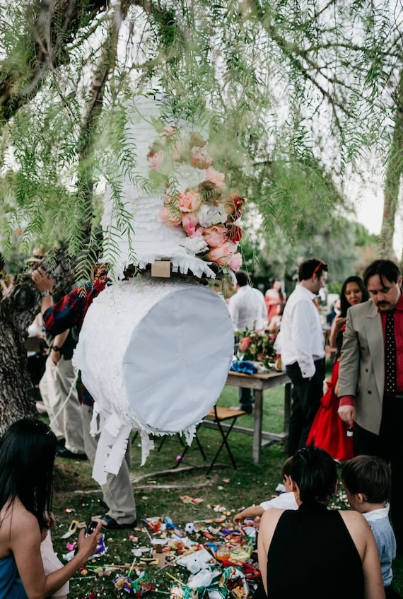 Wedding pinata 60 photos - Astyledwedding.com