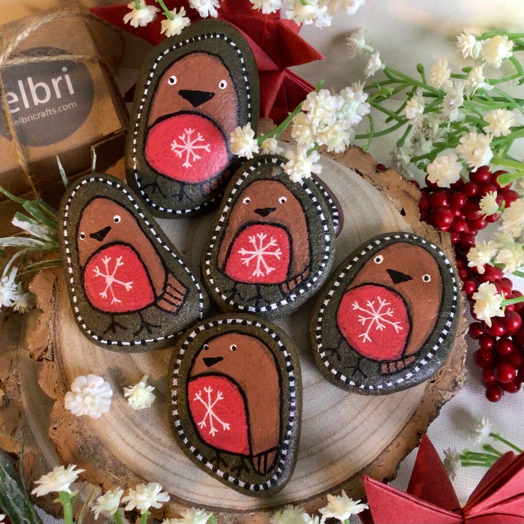 Jolly Robin Pebble in a Pouch. Hand Painted Christmas Pebble Pet Stone ...