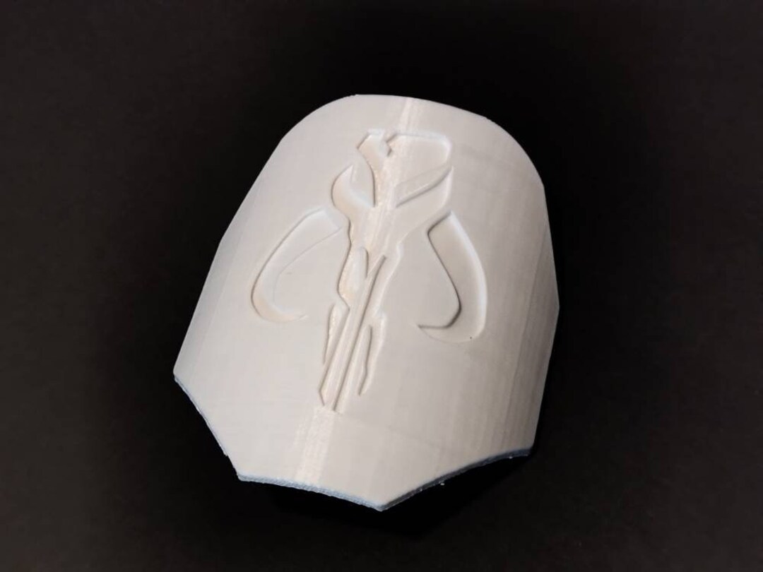 Mandalorian Arm Shields With Insignia or Blank Plate Armor Beskar Armor ...