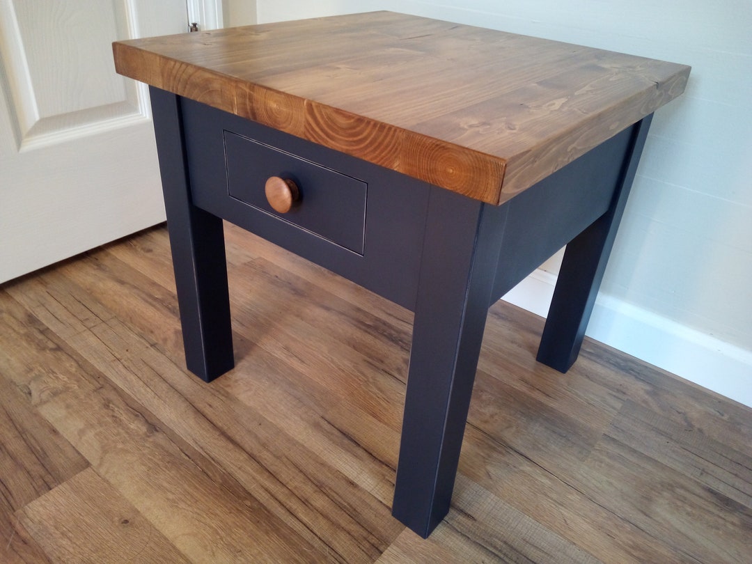 KNOTTY PINE ENDTABLE - Etsy