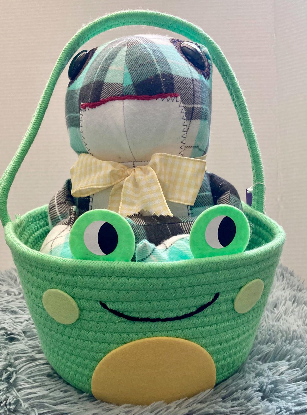 Kiwi Frog & Her Froggy-friend Basket - Etsy