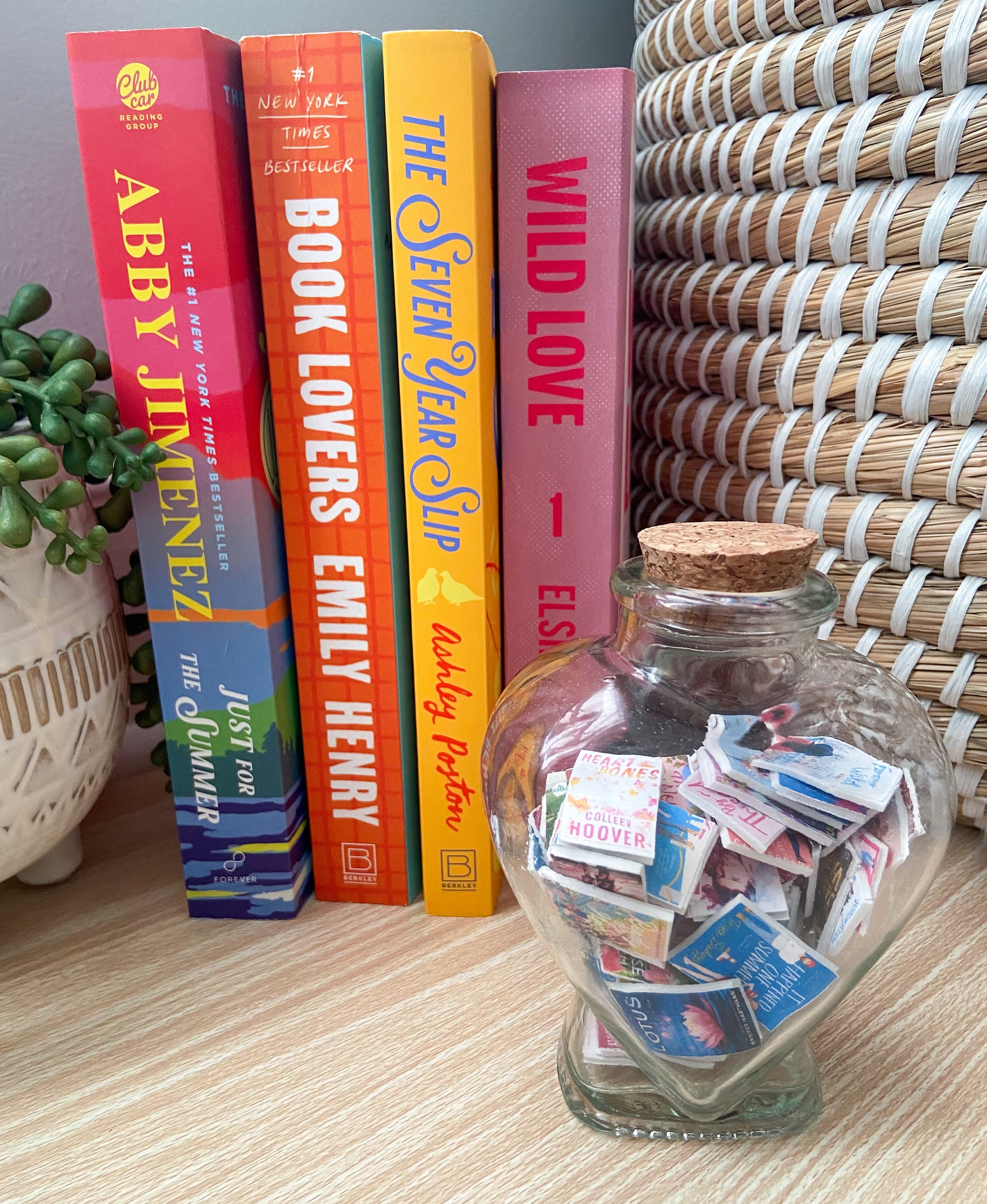 Personalized Book Keepsake Jar . Mini Book Heart Jar . TBR Jar . Book ...