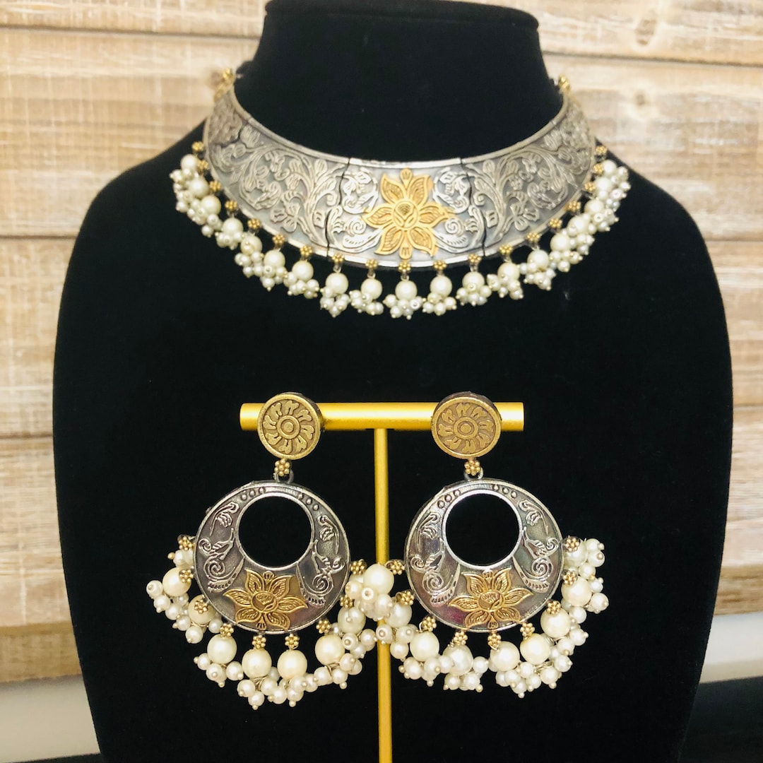 Dual Tone Hasli Choker / Silver Oxidized Rajwadi Choker/ Tribal Hasli ...