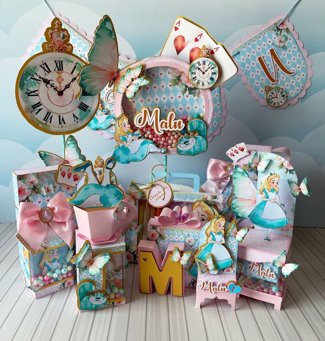 Party Custom Alice in Wonderland - Etsy
