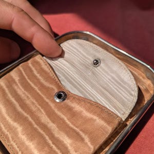 1920s Hand-tooled Leather Coin Purse With Mirror – Vintage Art Deco ...