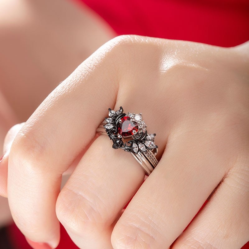 Skull Ring Set With Black Wing and Heart Stone Engagement Ring - Etsy