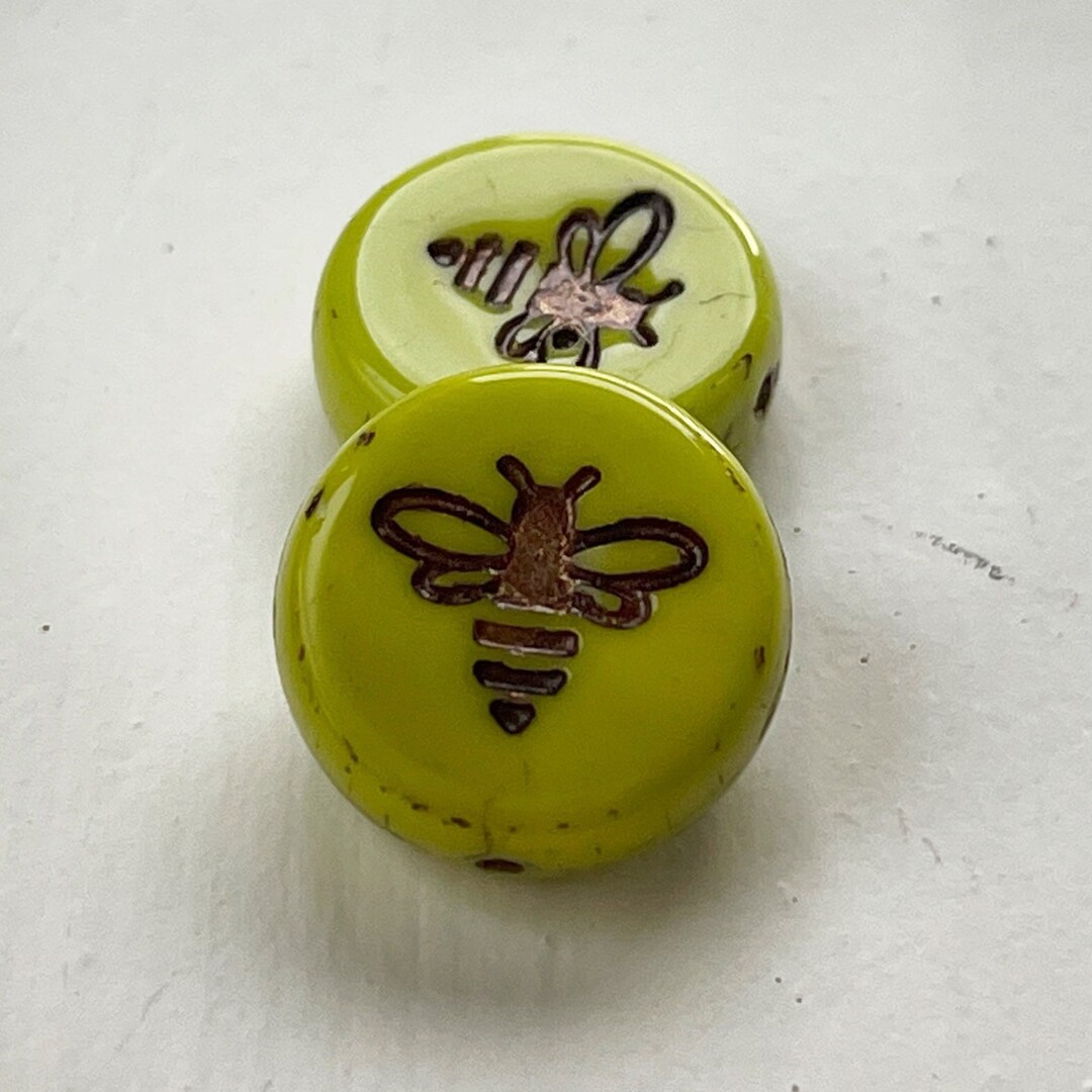 12 Mm Buzzy Bee Gaspiate Green Coin With Dark Bronze Bee Pattern ...