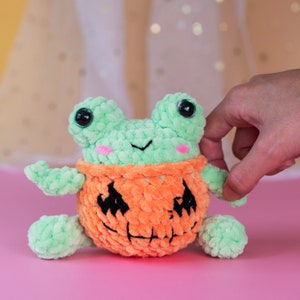 2 in 1 Bundle Halloween Frog and Cat Pattern - PDF Crochet Halloween ...